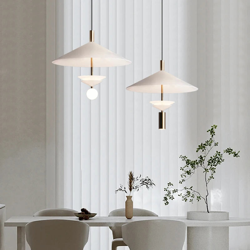 Suspension Cylindrique Et Boule Design Moderne Élégant – Lustria